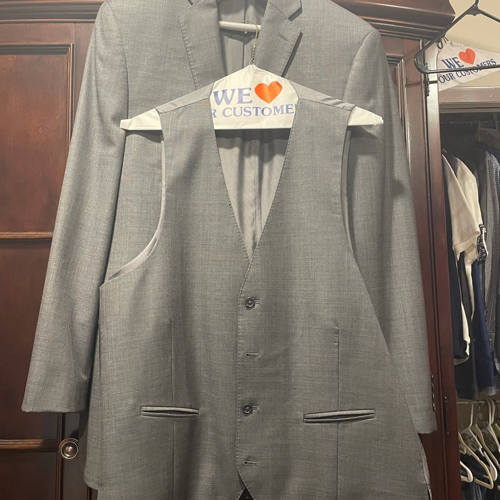 Multi Functional Suit In Mint Condition - Gem